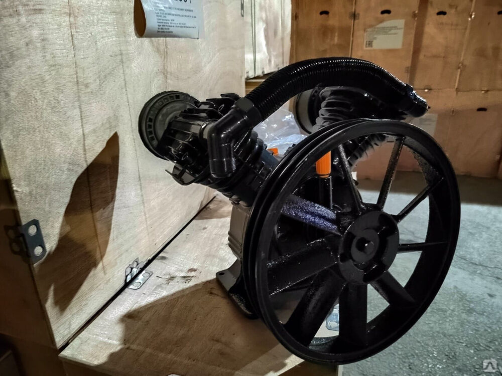 Поршневой блок Техник V-2090 ресивер 2х90 мм 200 л купить в Ростове-на ...